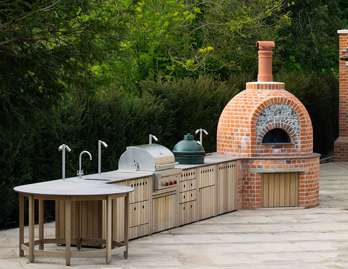 Outdoor Kitchen Ideas | Outdoor Kitchen Pricing | Gaze Burvill